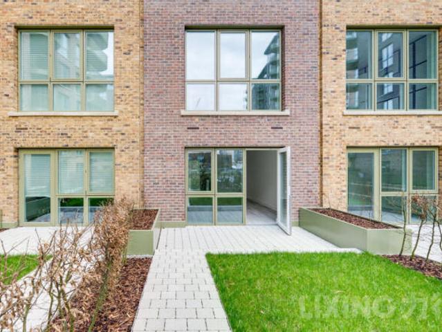 3 bedroom terraced house for sale in Astell Road, Kidbrooke Village, SE3