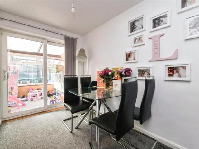 3 bedroom terraced house for sale in Ash Farm Close, Exeter, Devon, EX1