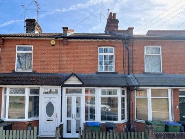 3 bedroom terraced house for sale in Ashby Road, Watford, WD24