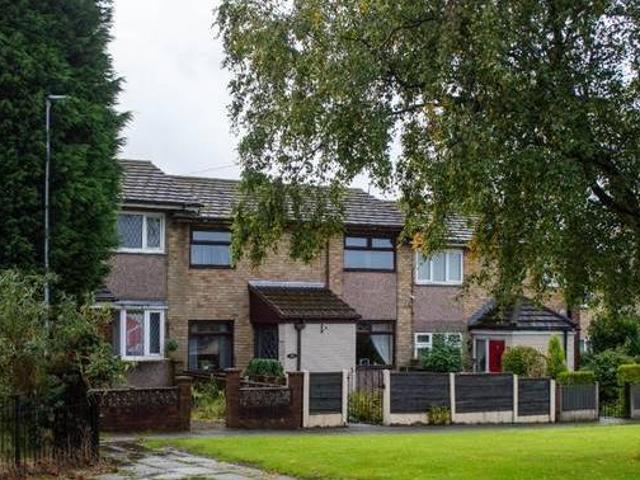 3 bedroom terraced house for sale in Ashworth Lane SK14