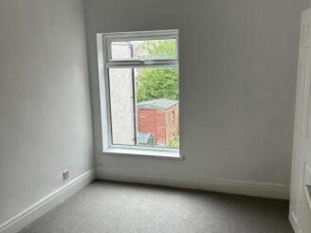 3 bedroom terraced house for sale in Askern Road, Bentley, DN5