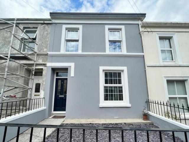3 Bedroom Terraced House For Sale In Auckland Grove