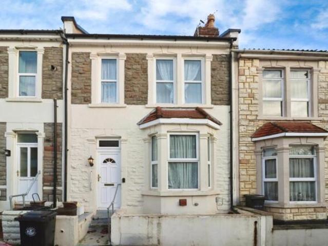 3 bedroom terraced house for sale in Avon Park, Bristol, Somerset, BS5