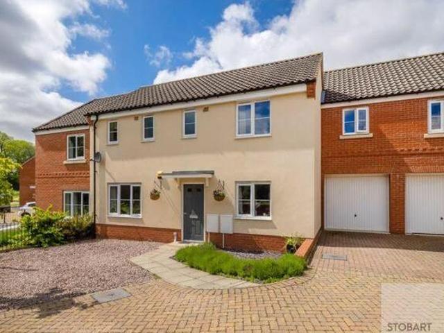 3 Bedroom Terraced House For Sale In Aylsham
