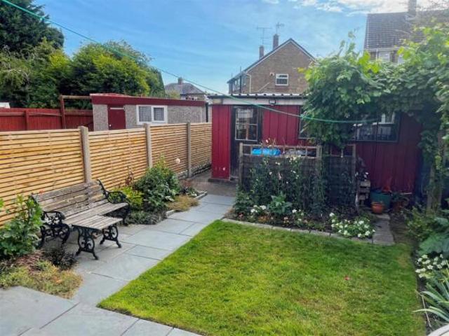 3 bedroom terraced house for sale in Aysgarth Avenue, Kingston Upon Hull, HU6