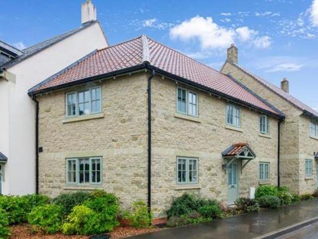 3 Bedroom Terraced House For Sale In Bourton