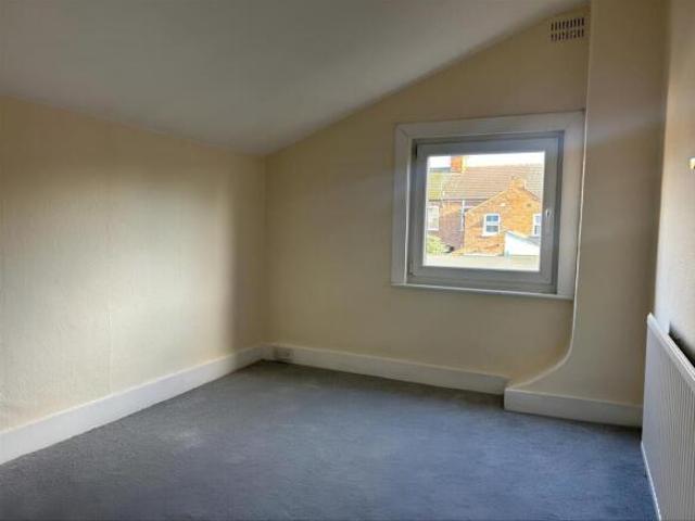 3 bedroom terraced house for sale in Bower Street, Bedford, MK40