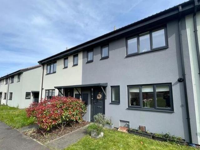 3 Bedroom Terraced House For Sale In Bordon, Hampshire