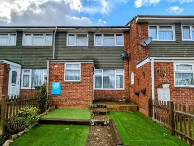 3 Bedroom Terraced House For Sale In Bordon, Hampshire