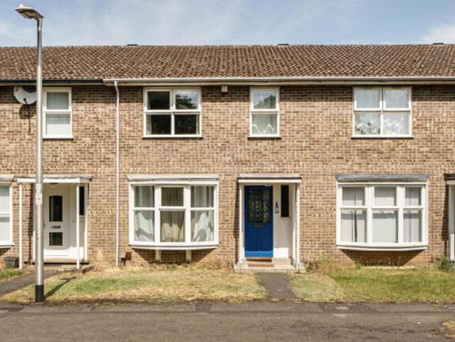 3 bedroom terraced house for sale in Bath Road, Reading, Berkshire, RG1