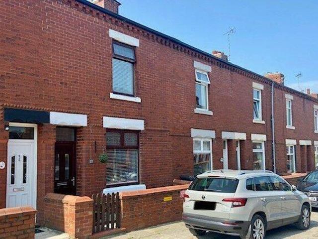 3 Bedroom Terraced House For Sale In Bacup, Lancashire