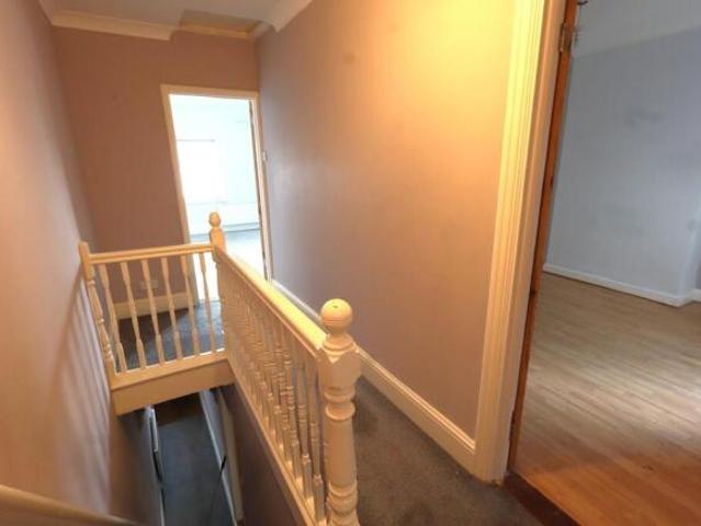 3 bedroom terraced house for sale in Baker Street, Luton, LU1