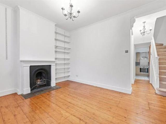3 bedroom terraced house for sale in Banim Street, London, W6