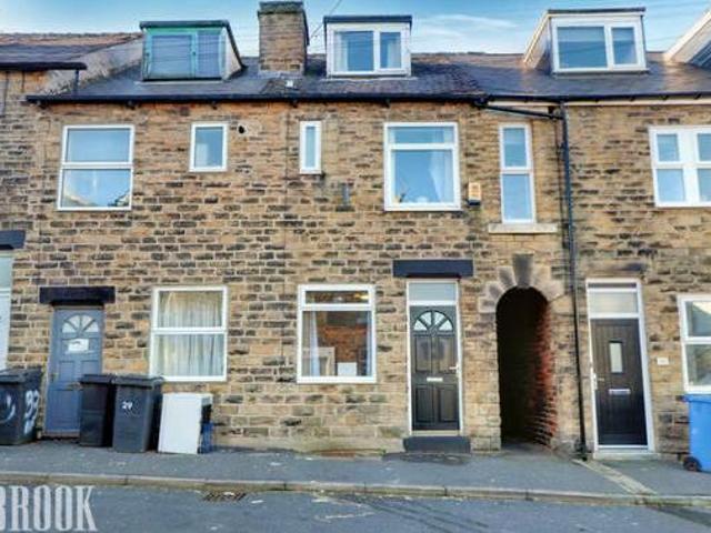 3 bedroom terraced house for sale in Barber Place Sheffield S10