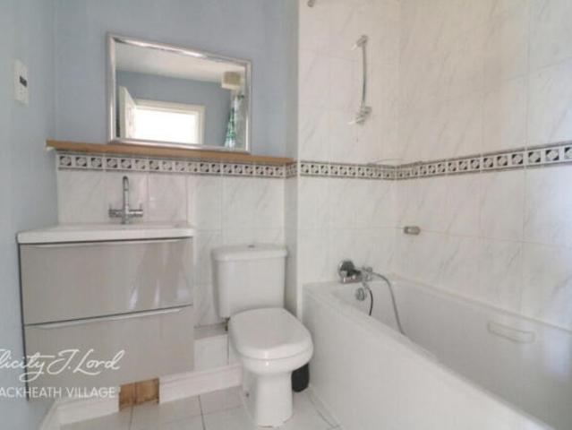 3 bedroom terraced house for sale in Barlow Drive, London SE18