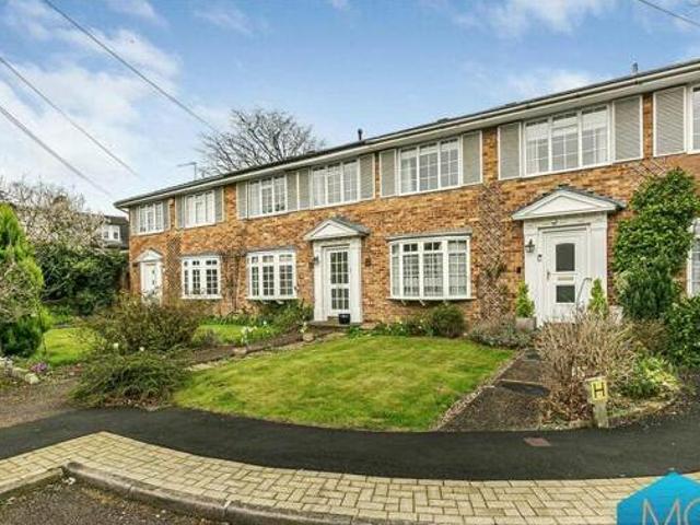 3 Bedroom Terraced House For Sale In Barnet