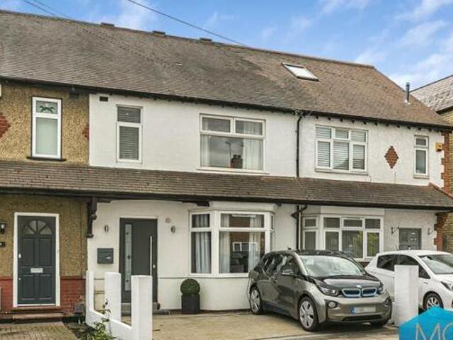 3 Bedroom Terraced House For Sale In Barnet