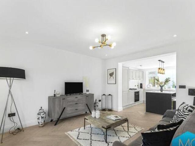 3 Bedroom Terraced House For Sale In Barnet