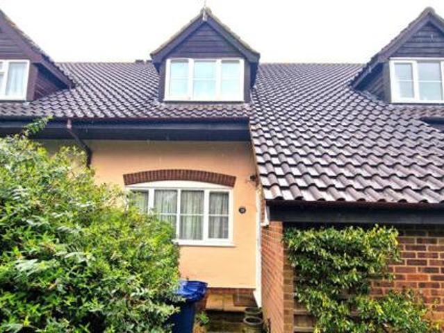 3 Bedroom Terraced House For Sale In Barnet
