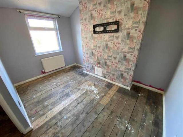 3 bedroom terraced house for sale in Barras Lane, Spon End, Coventry, CV1
