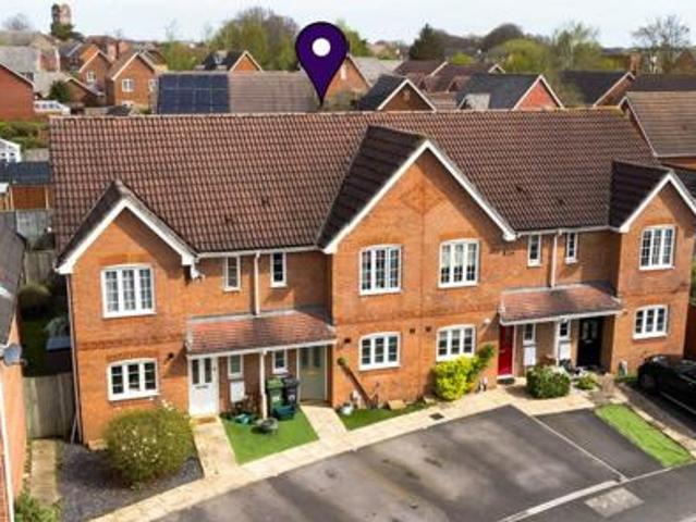 3 Bedroom Terraced House For Sale In Basingstoke