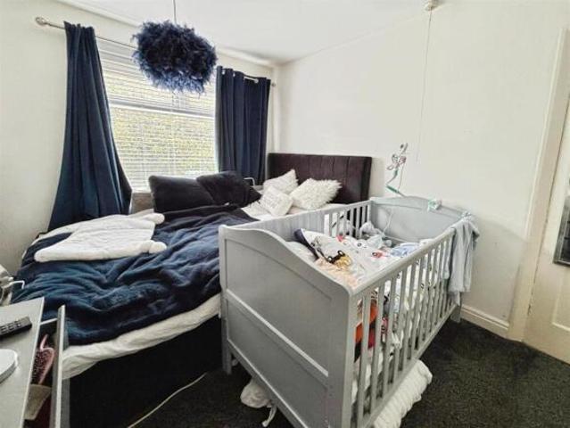 3 bedroom terraced house for sale in Beacon Road, Bradford, BD6 3DU, BD6