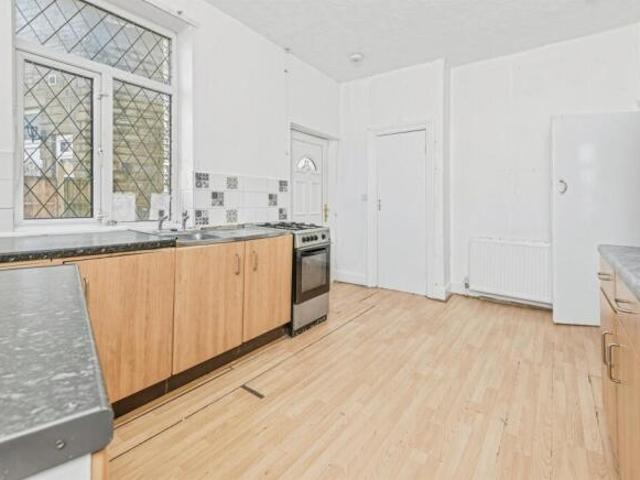 3 bedroom terraced house for sale in Beacon Street, Birkby, Huddersfield, HD2