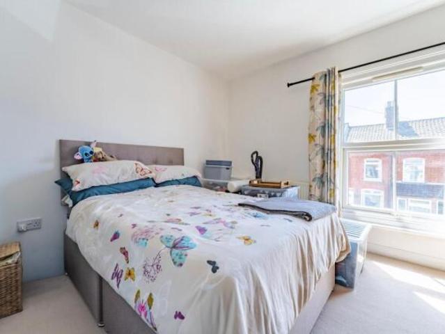3 bedroom terraced house for sale in Beaconsfield Road, Norwich, NR3