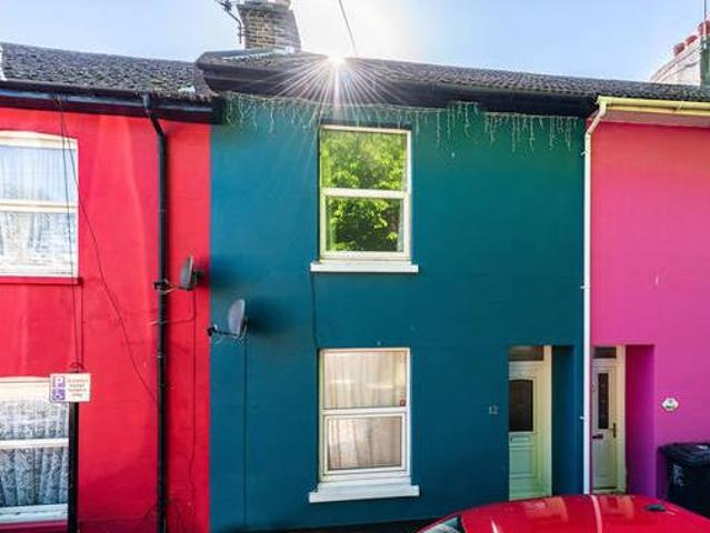 3 bedroom terraced house for sale in Beaconsfield Road Portslade BN41