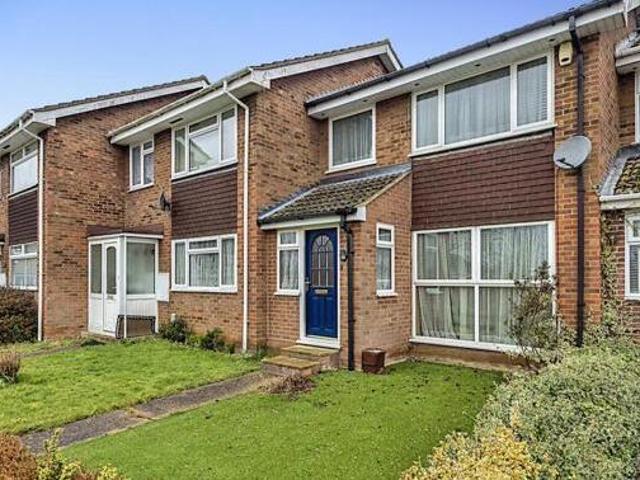 3 Bedroom Terraced House For Sale In Bedford, Bedfordshire