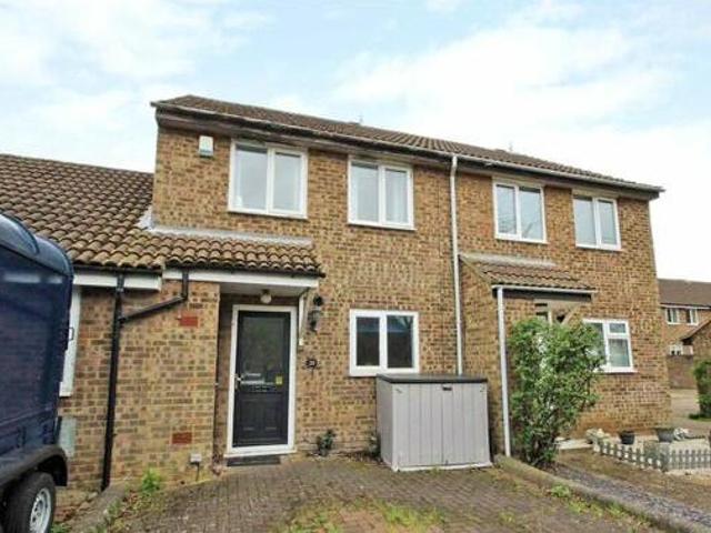 3 Bedroom Terraced House For Sale In Bedford, Bedfordshire