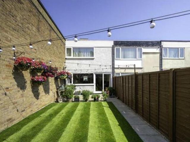 3 Bedroom Terraced House For Sale In Bedford, Bedfordshire