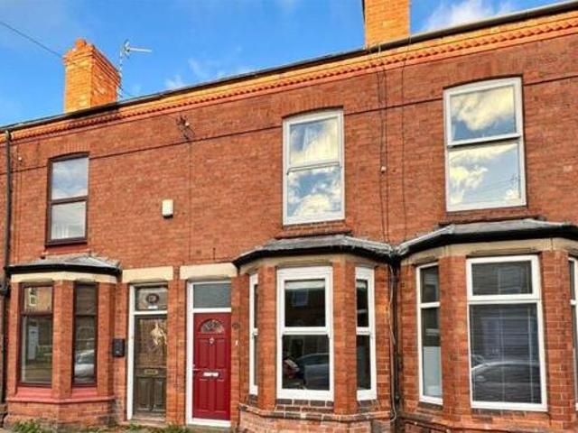 3 Bedroom Terraced House For Sale In Beeston