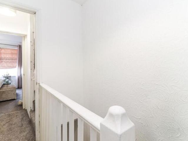 3 bedroom terraced house for sale in Belgrave Avenue, Watford, WD18