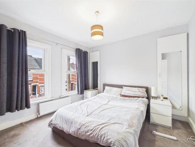 3 bedroom terraced house for sale in Belmont Road, Reading, Berkshire, RG30