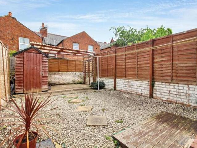 3 bedroom terraced house for sale in Belmont Road, Reading, RG30