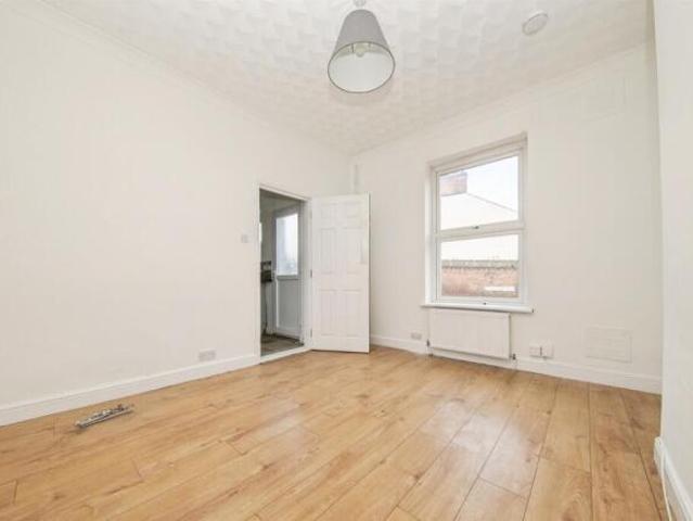 3 bedroom terraced house for sale in Belstead Road, Ipswich, IP2