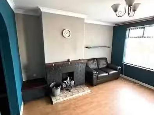 3 Bedroom Terraced House For Sale In Benbradagh Avenue, Limava.