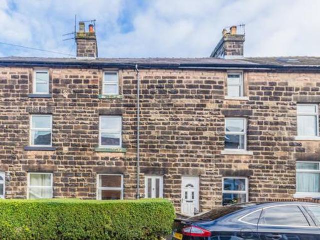 3 bedroom terraced house for sale in Bennett Street Buxton SK17