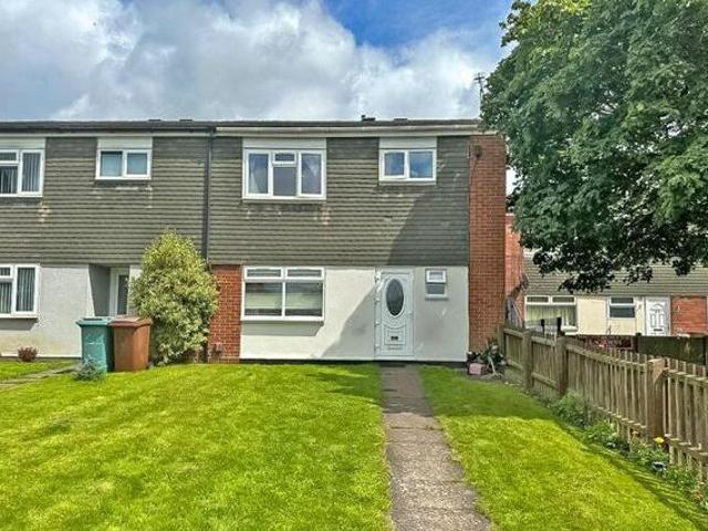 3 Bedroom Terraced House For Sale In Bentley