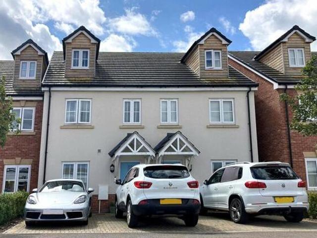 3 Bedroom Terraced House For Sale In Berkeley