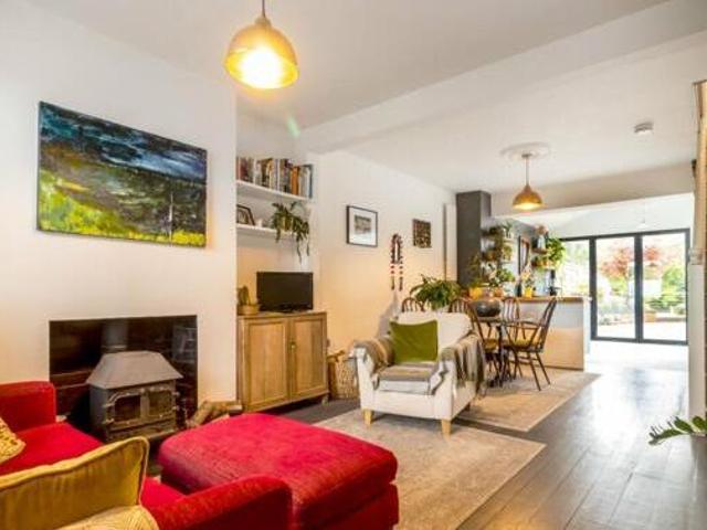 3 Bedroom Terraced House For Sale In Berkeley, Gloucestershire