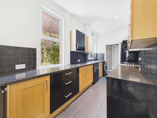 3 bedroom terraced house for sale in Berkeley Road North, Earlsdon, Coventry, CV5