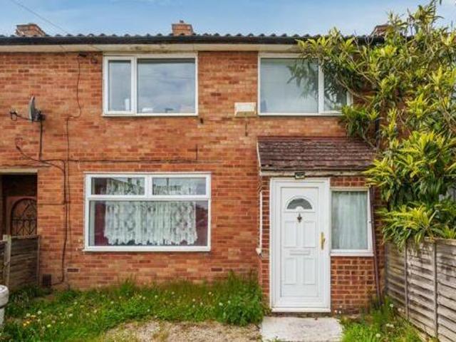 3 Bedroom Terraced House For Sale In Berkshire
