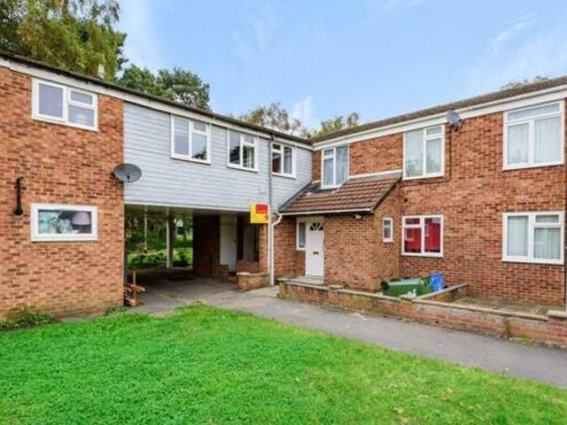 3 Bedroom Terraced House For Sale In Berkshire