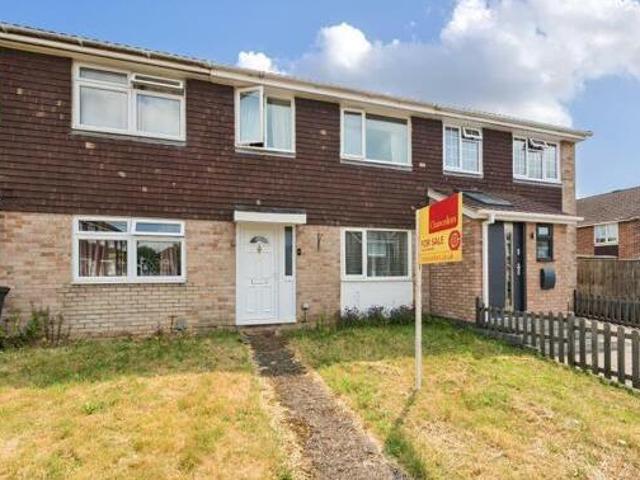 3 Bedroom Terraced House For Sale In Berkshire