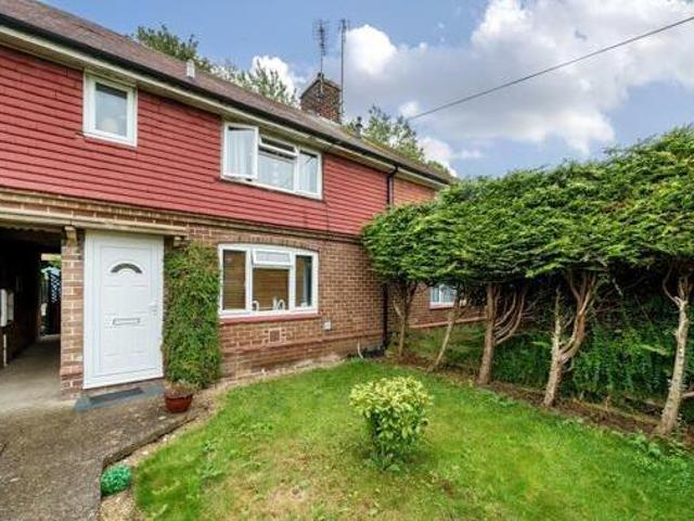 3 Bedroom Terraced House For Sale In Berkshire