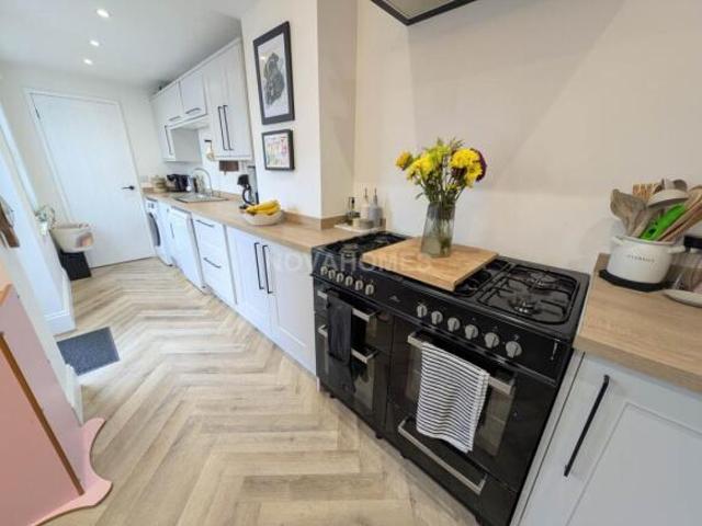 3 bedroom terraced house for sale in Bickham Park Road, Peverell, PL3 4QL, PL3