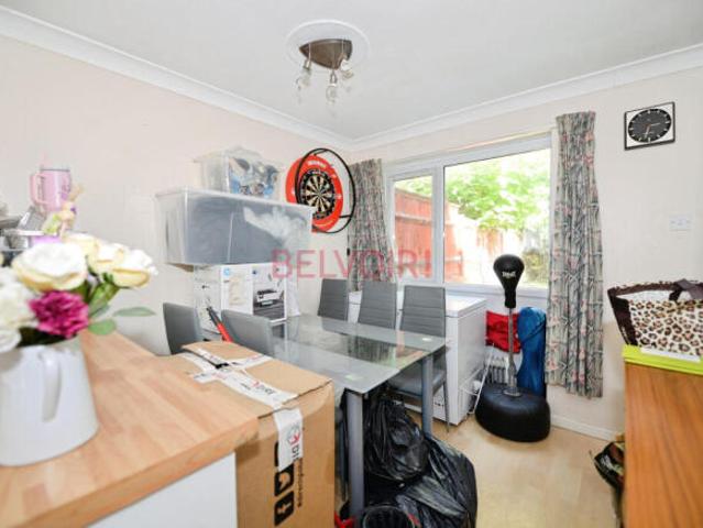 3 bedroom terraced house for sale in Binstead Close, Southampton, SO16