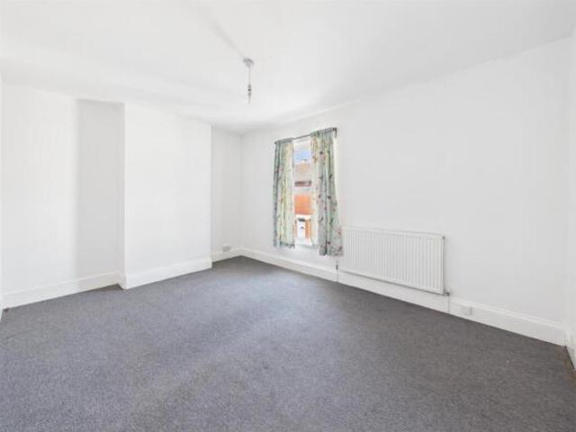 3 bedroom terraced house for sale in Birchmore Road, Gloucester, GL1